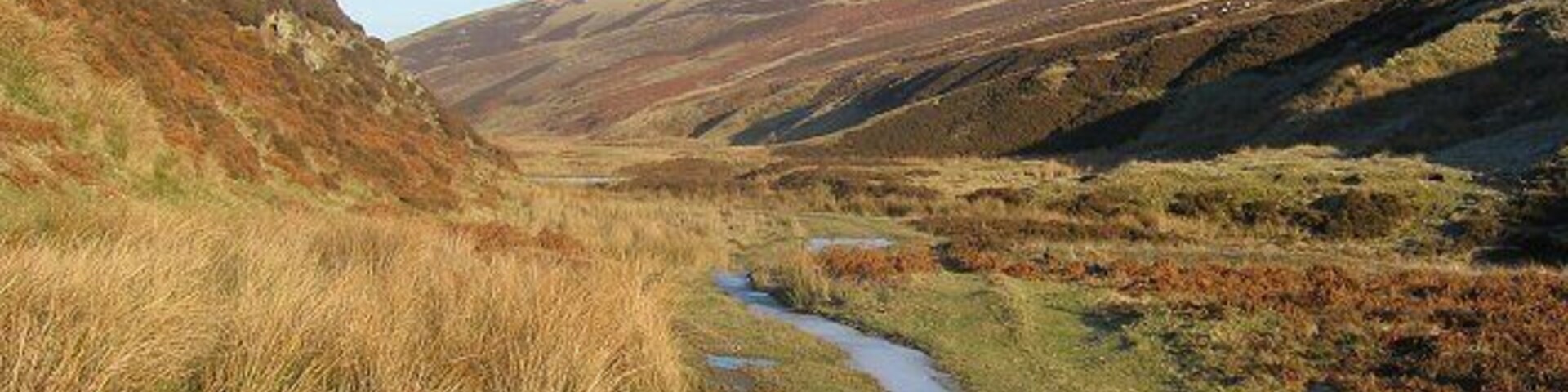 Blackhope. Looking downstream, below The Yoke, right.