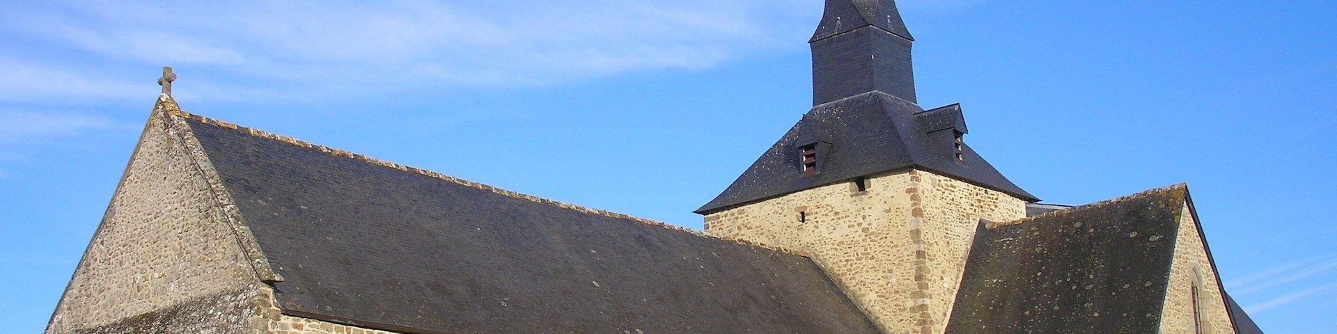 Sainte-Marguerite-de-Carrouges (Normandie, France). L'église Sainte-Marguerite.