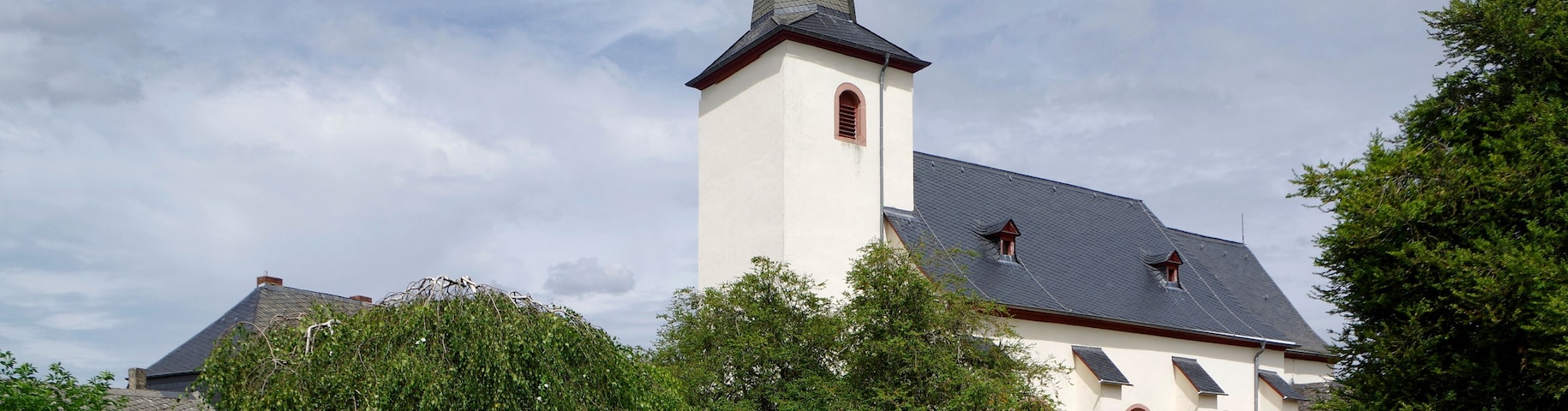 Greimerath, Katholische Pfarrkirche St. Georg, dreiachsiger Saalbau, 1760/61