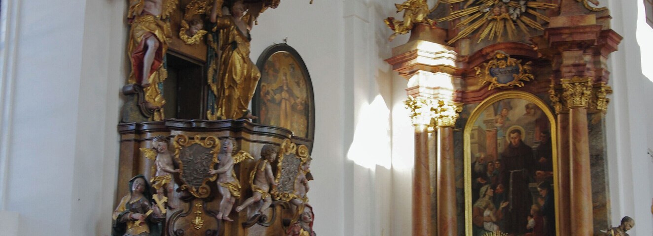 This is a photograph of an architectural monument. It is on the list of cultural monuments of Bayern, no. D-7-73-117-37