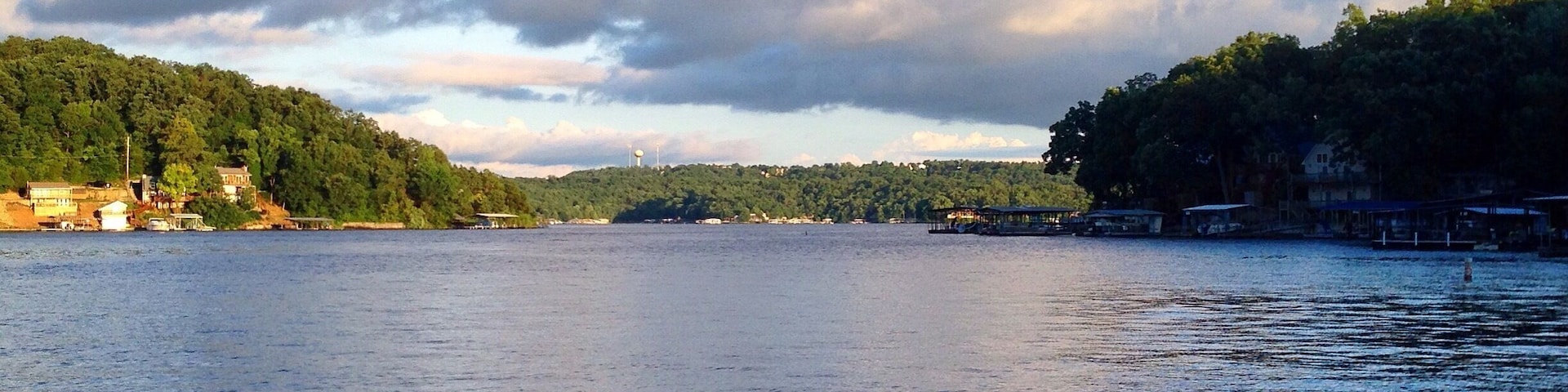 One of my favorite family spots growing up in Lake of the Ozarks. #missouri #lakeoftheozarks #lovemytown