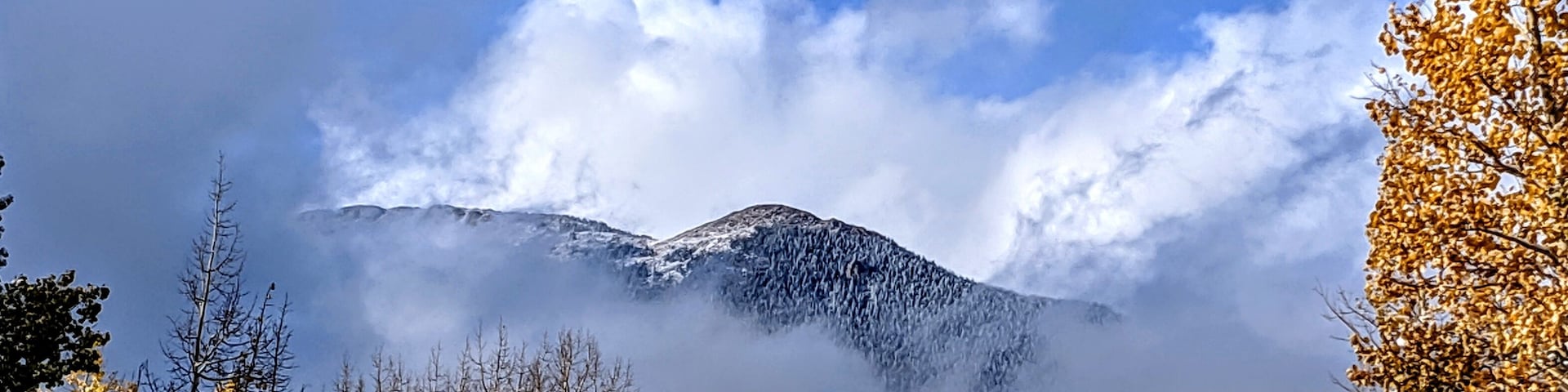 ||The Neighborhood||
•
#MyBackyard #Home #HomeSweetHome #Colorado #Landscape