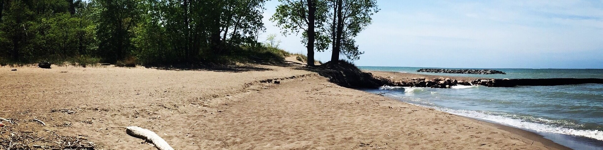 Post luncheon stroll. #travelbug #wayfarer #wanderlust #gadabout #beach #presqueile #southshore #lakeerie #pennsylvania #naturewalk #nature