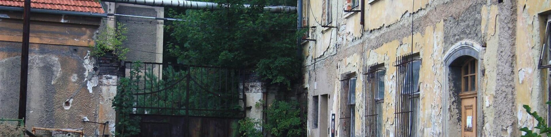 Schindler’s factory 'Vitka' at Brněnec may be named Czech cultural heritage site
Anything to save? Site where Nazi industrialist turned humanitarian Oskar Schindler moved .
A crumbling factory in the eastern Bohemia— immortalized in Steven Speilberg’s 1993 film “Schindler’s List” as the place that led to the ultimate salvation of some 1,200 refugees from the Holocaust – is set to become a Czech cultural heritage site. But time is running short to save it.
The factory lies in the town of Brněnec, not far from where Oskar Schindler was raised, back when it was deep within the Sudeten German region of Czechoslovakia (and known by the locals as Brünnlitz). Before to the Second World War broke out, the factory was owned by the Jewish Loew-Beer family.
Also see :
http://www.jewishvirtuallibrary.org/jsource/biography/schindler.html
http://www.timesofisrael.com/bankruptcy-dispute-deterioration-marring-plans-for-memorial-at-schindler-factory-site/