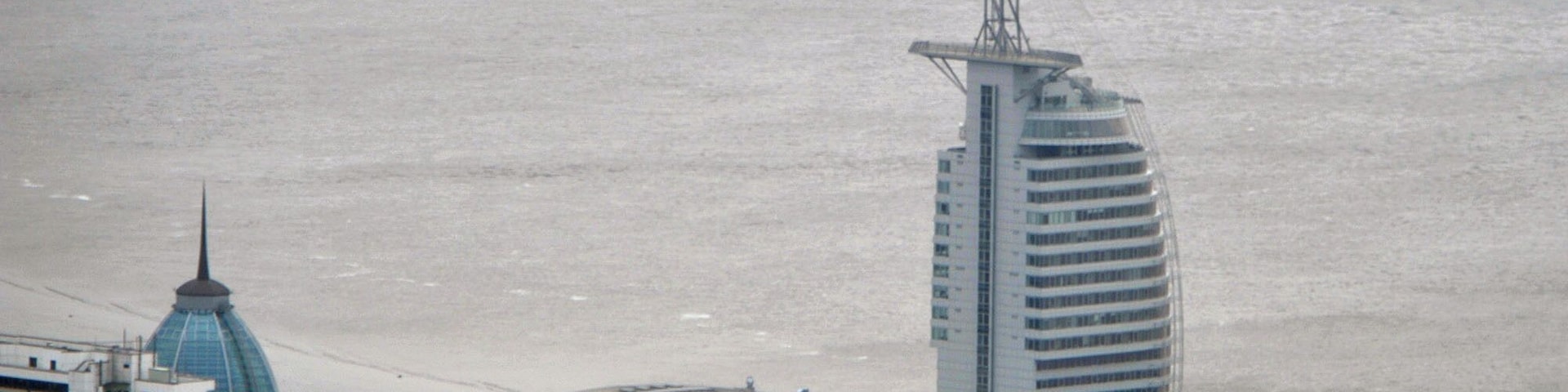 Fotoflugkurs Cuxhaven 2013: Klimahaus Bremerhaven 8° Ost