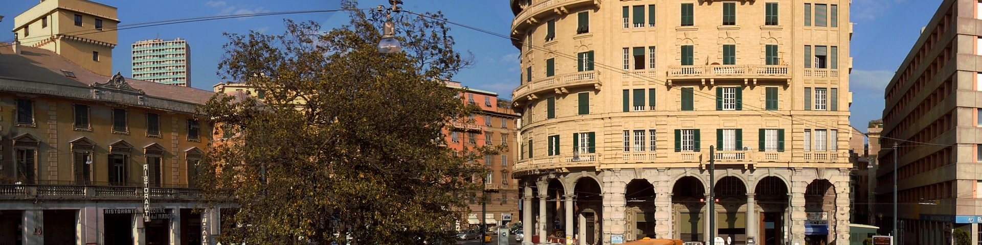 Piazza Montano a Genova Sampierdarena