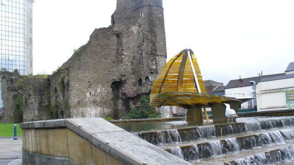 Swansea Castle The ancient ruins in the city centre face onto a modern plaza with ornamental cascade. http://www.swansea.gov.uk/
