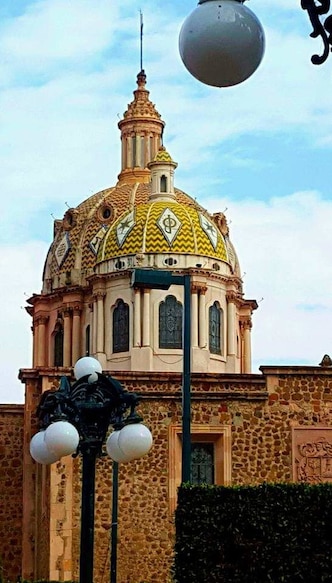 Checking out the #culture in Mexico #blindphotographer