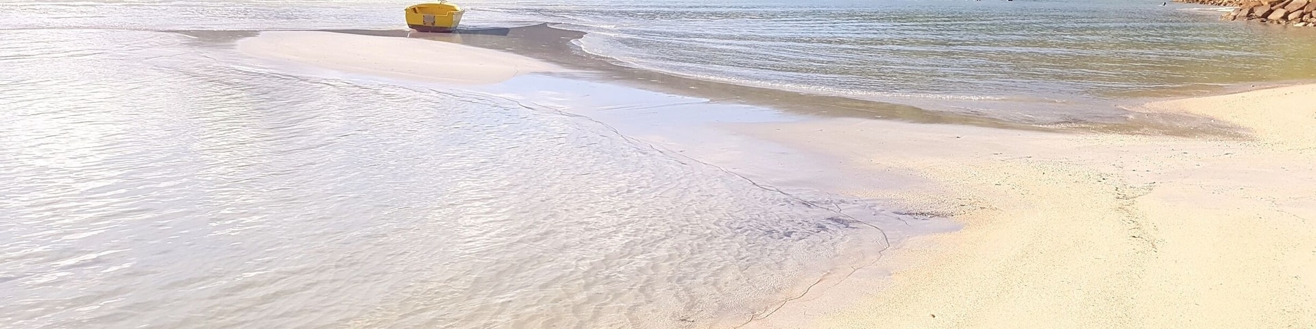 Anse a la mouche bay.