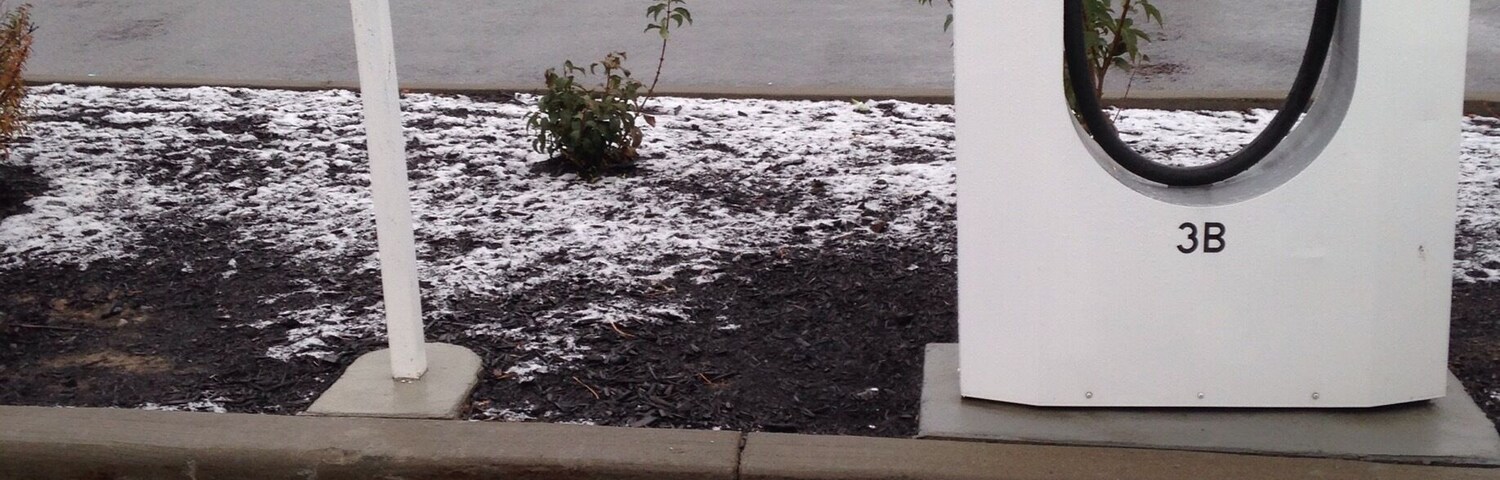 Five Tesla charging stations are now in Colonie Center near the LL Bean store.
Maybe bike sharing next? We saw a lot of bike sharing in Italy in the big cities.
