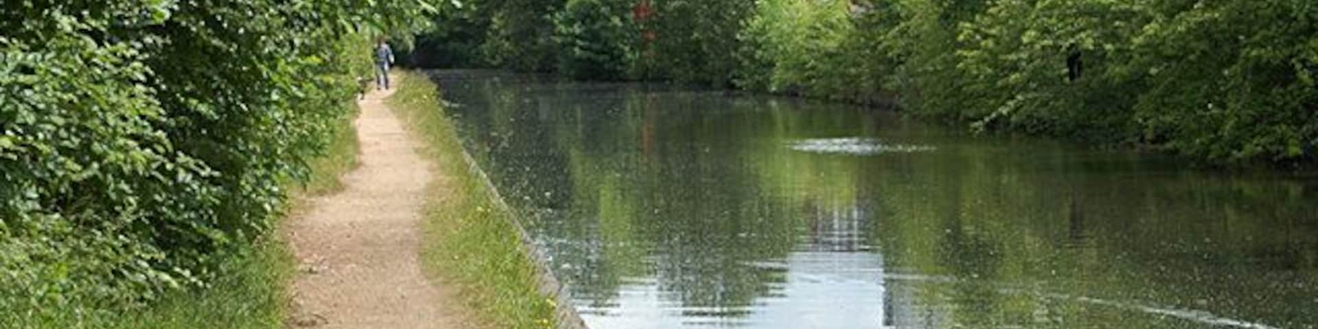 The Grand Union passes Olton