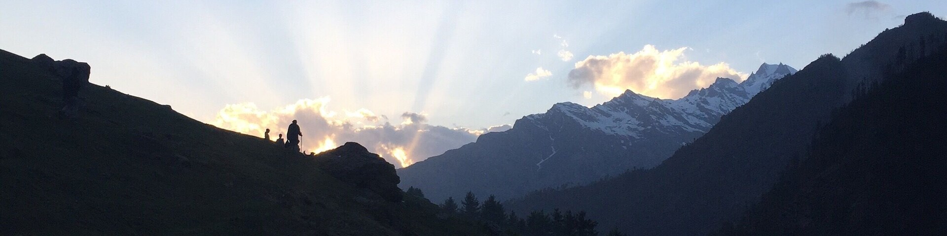 Sunset @kheerganga
