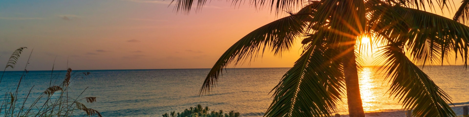 Sapodilla Bay beach