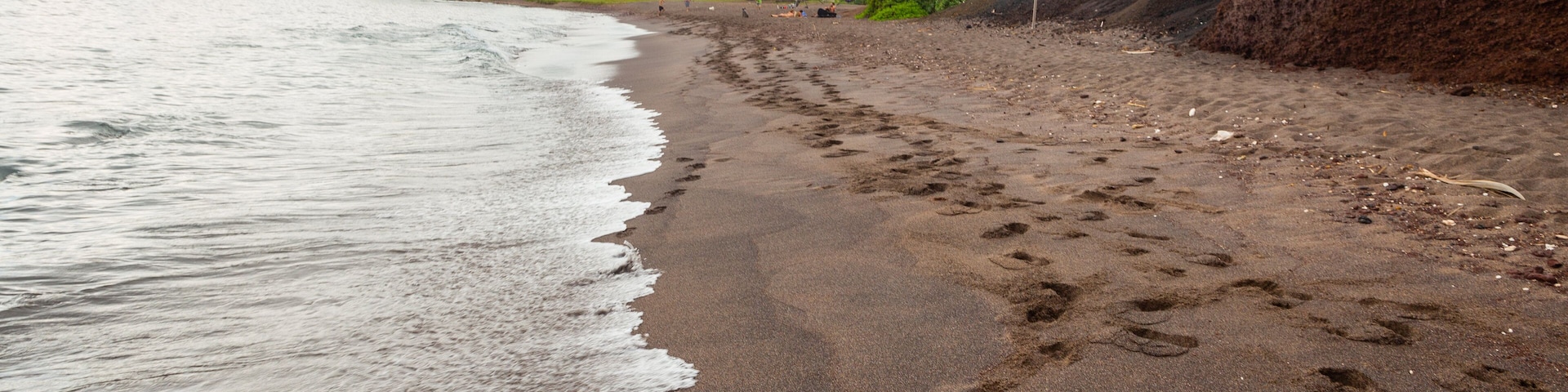 Oneuli Beach featuring general coastal views