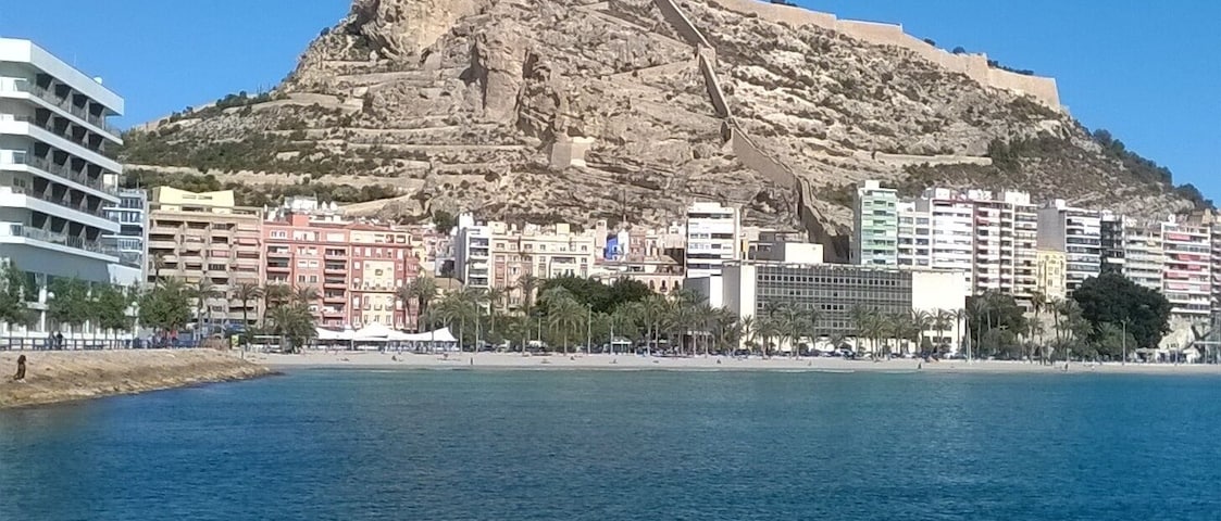 CASTILLO DE SANTA BARBARA