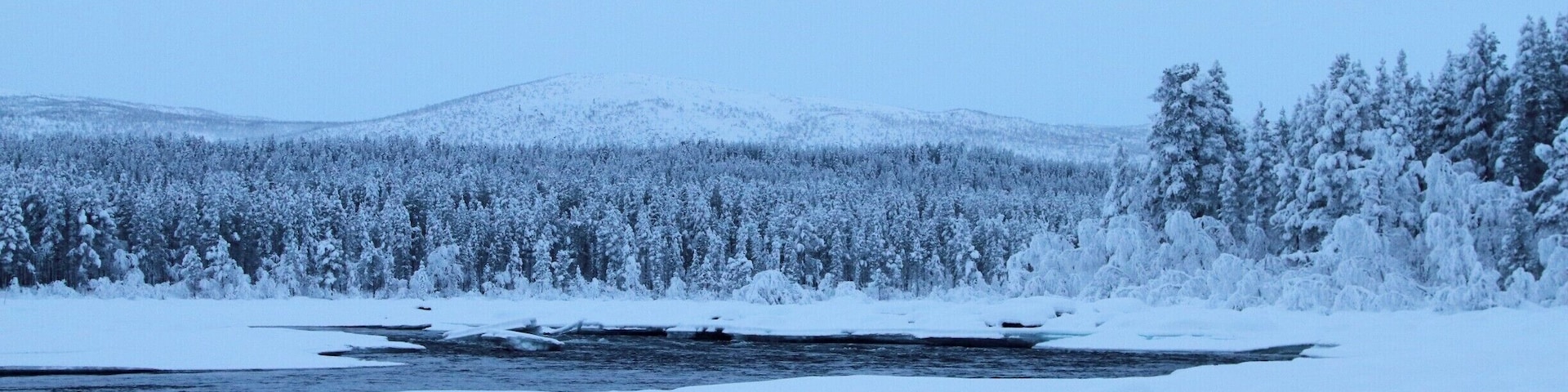 While in Kiruna I made a tour with 'Taube Activity' to into the scandinavian wilderness. It was one of the best trips I've ever done!