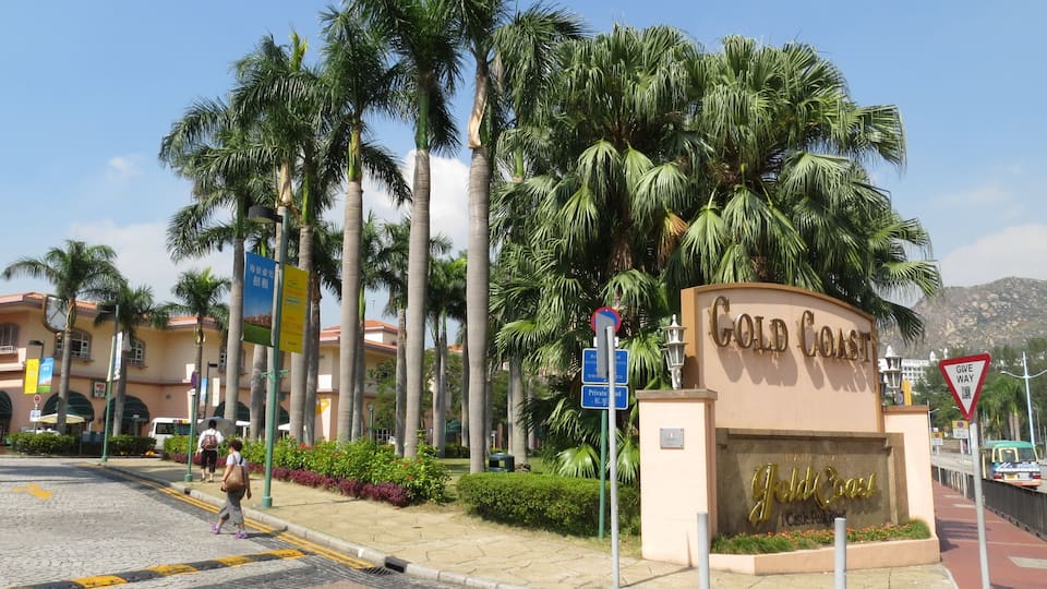 Gold Coast Piazza, Castle Peak Bay, New Territories, Hong Kong.