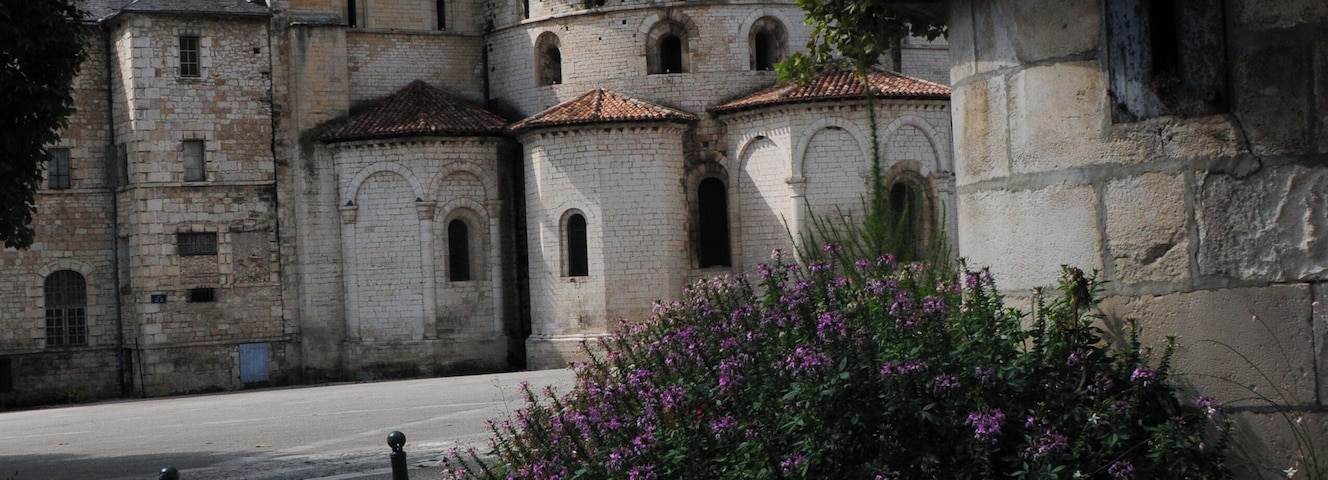 Streetview of the 12th century Roman Abbaye at Souillac
