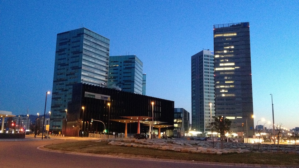 Plaza Europa (L'Hospitalet de Llobregat).