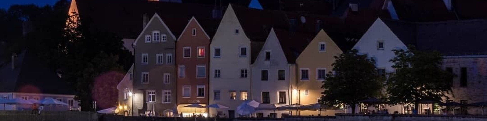 The city center of Landsberg am Lech offers some opportunities for photography, either cityscapes with the steps on the river here or the old town with some ancient houses.