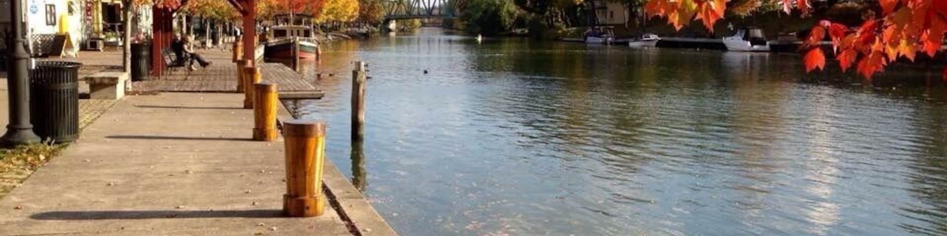 great place to shop, grab a bite, or take a walk.