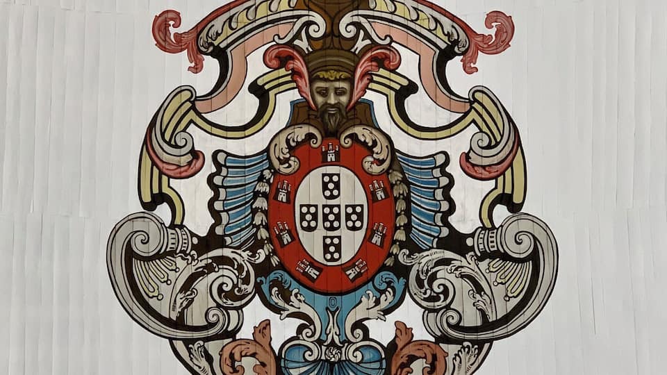 #leiria #portugal #church #igreja
Classified in 2015 as a Monument of Public Interest, the Church of Mercy is situated where it was the synagogue of the Jewish community. The building currently houses the CDIL-Center for Intercultural Dialogue of Leiria.
Classificado em 2015 como Monumento de interesse público, a igreja da Misericórdia está situada onde era a sinagoga da comunidade judaica. No edifício funciona presentemente o CDIL-Centro de Diálogo Intercultural de Leiria.