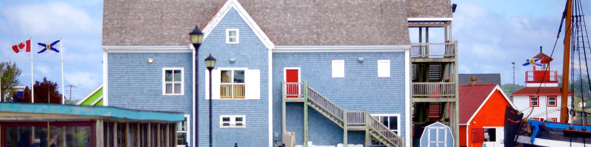 Pictou caracterizando uma casa e paisagens litorâneas