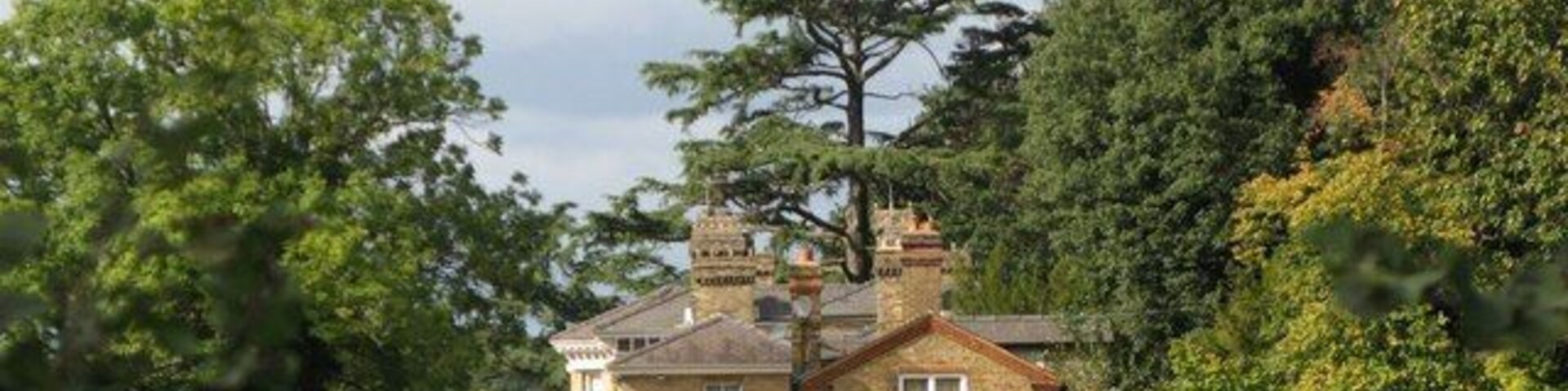 Pastures and cottage near Loseberry Farm