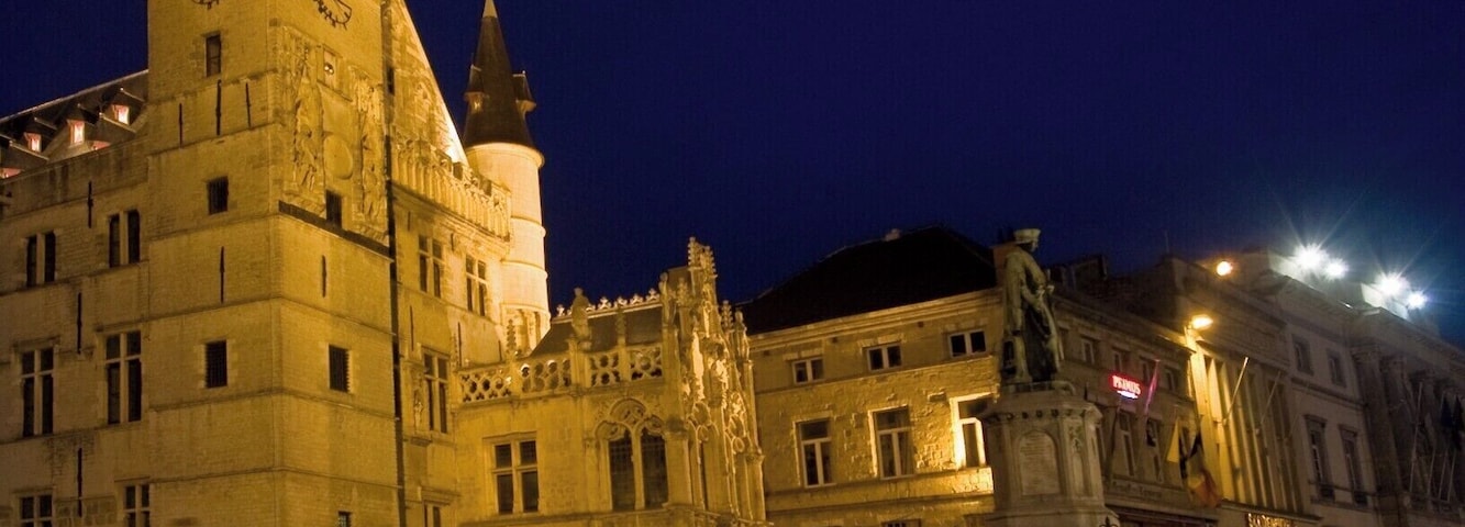 Belfort in Aalst in the evening