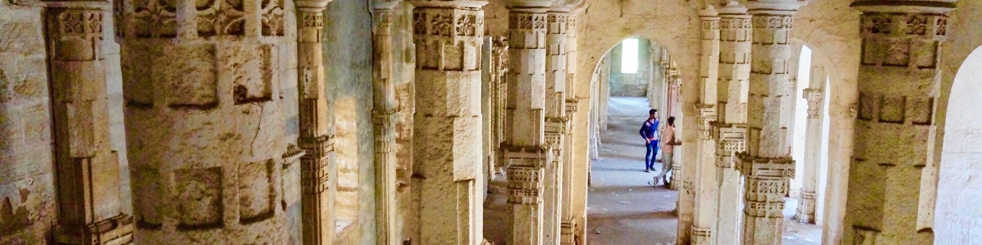 Junagadh fort and town was established at the foothills of Girnar hill during reign of the Maurya Empire and continued to be used during Gupta period, but it lost its importance when the capital of Saurashtra region was moved from Junagadh to Vallabhi by Maitrakas. Chudasamas settled around Junagadh from 875 CE according to bards when they acquired Vamansthali (Vanthli) from Chavda ruler.
Chudasama ruler Graharipu (r. c.940-c.982) cleared the old citadel free from the jungle. From the evidence contained in the Hemchandra's Dvyashraya, it can be concluded that Graharipu laid the foundations of the citadel as it now exists. the legend is told about its rediscovery.