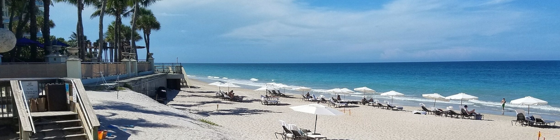 This perfect beach in Vero Beach, FL stretches farther than I can see. Shot taken at the oceanfront Kimpton Hotel.