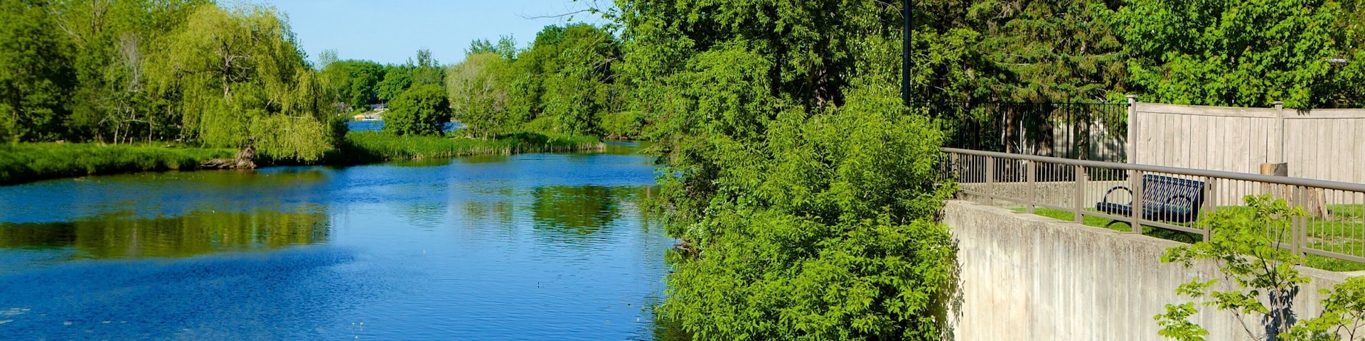 Kemptville caracterizando um rio ou córrego