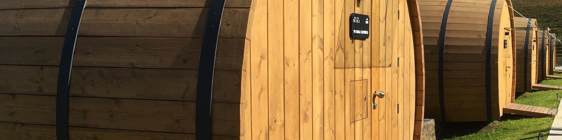 Quinta da pacheca
The only hotel where you sleep in a wine barrel
They have ten rooms
New experience
Surrounded by vineyards