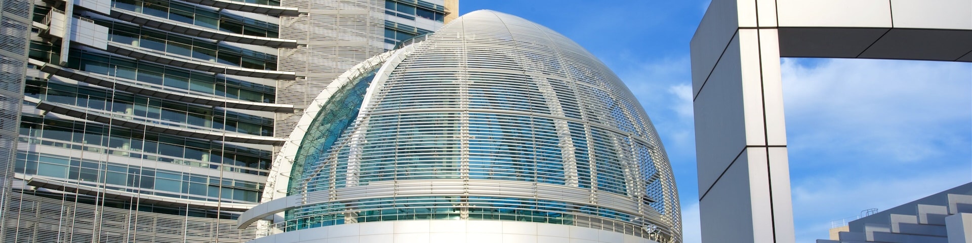 San José mostrando arquitetura moderna