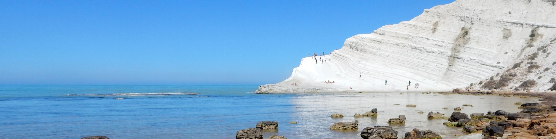 The authorisation for taking photos of this object was provided by the World Wide Fund for Nature Italy.