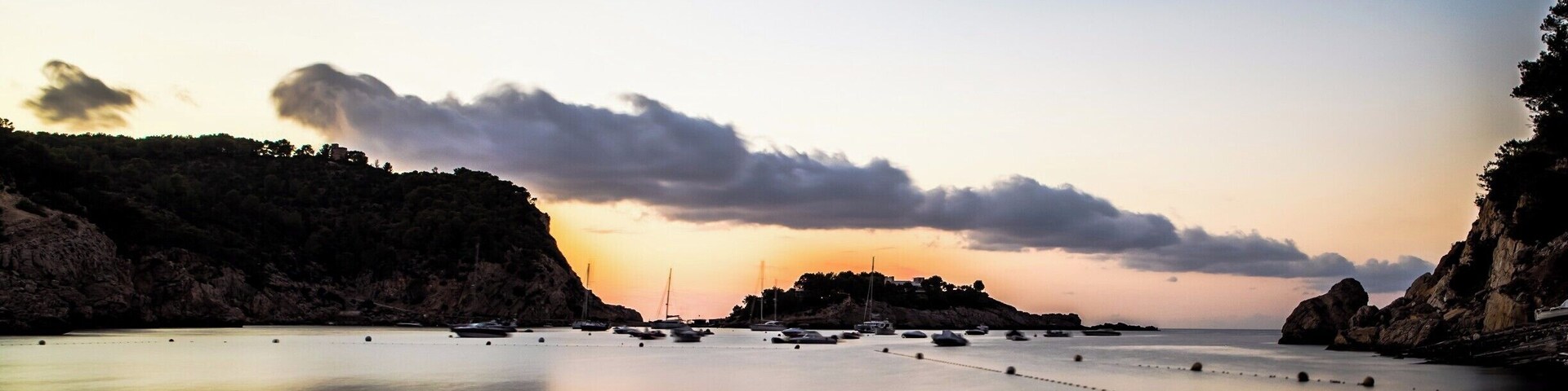 Sunset over Port De Sant Miguel, Ibiza.
#travel #travelphotography #ibiza #balearics #spain