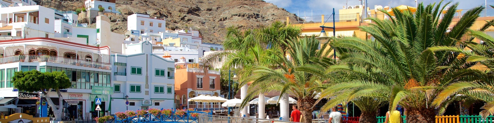 Mogan que inclui um desfiladeiro ou canyon