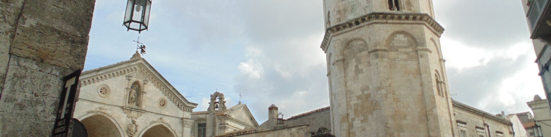 71037 Monte Sant'Angelo FG, Italy