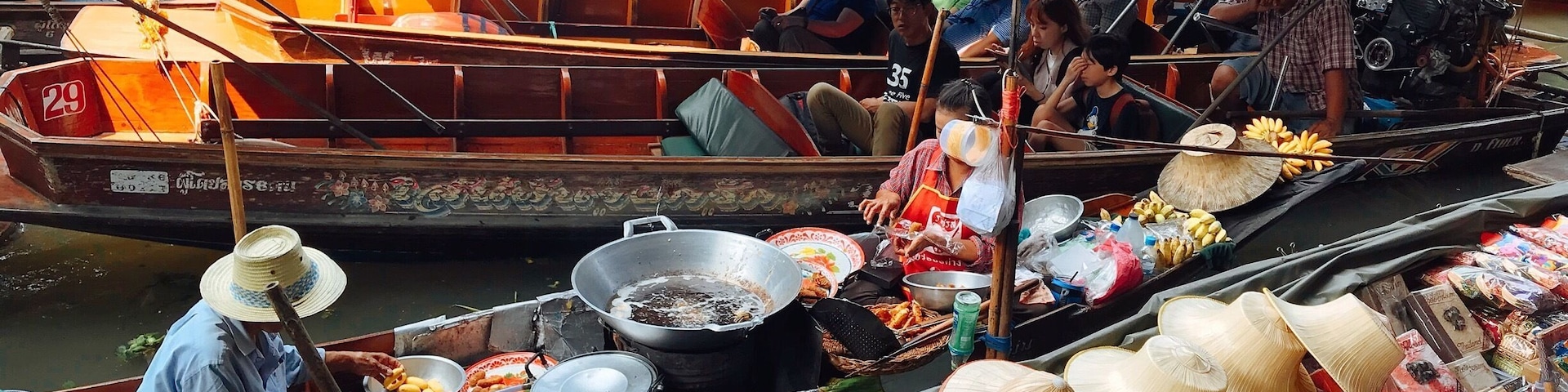 I like Water market!