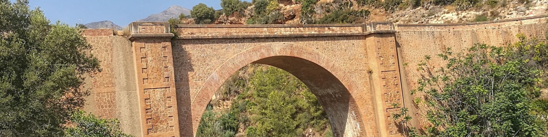 An old bridge just outside of Maro, that overlooks the old aquaduct
