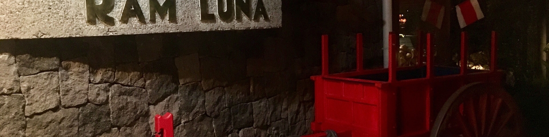 This is a restaurant full of history that offers dinner and a show. The food on the buffet was delicious, especially the arroz con leche, the view of the city was amazing, and the entertainment, well, entertaining!