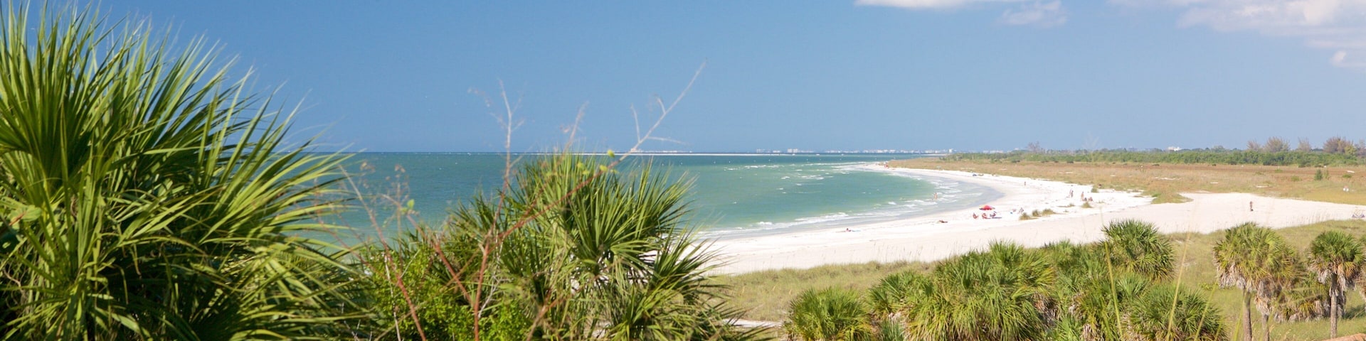 Fort De Soto Park which includes a sandy beach