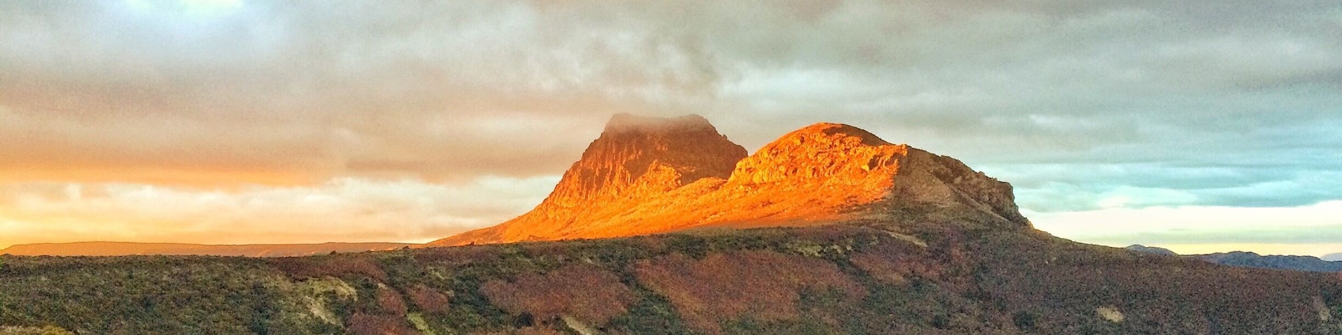 Tassie was pulling out all the stops when my first day on the #OverlandTrack started. What a way to start my journey through Cradle Mountain #NationalPark!!