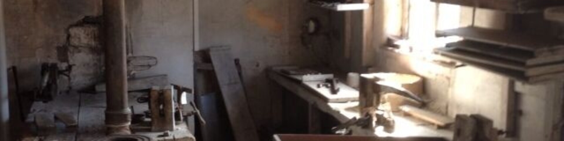 Broseley pipe works. Abandoned many years ago. Left in the original state when closed down.