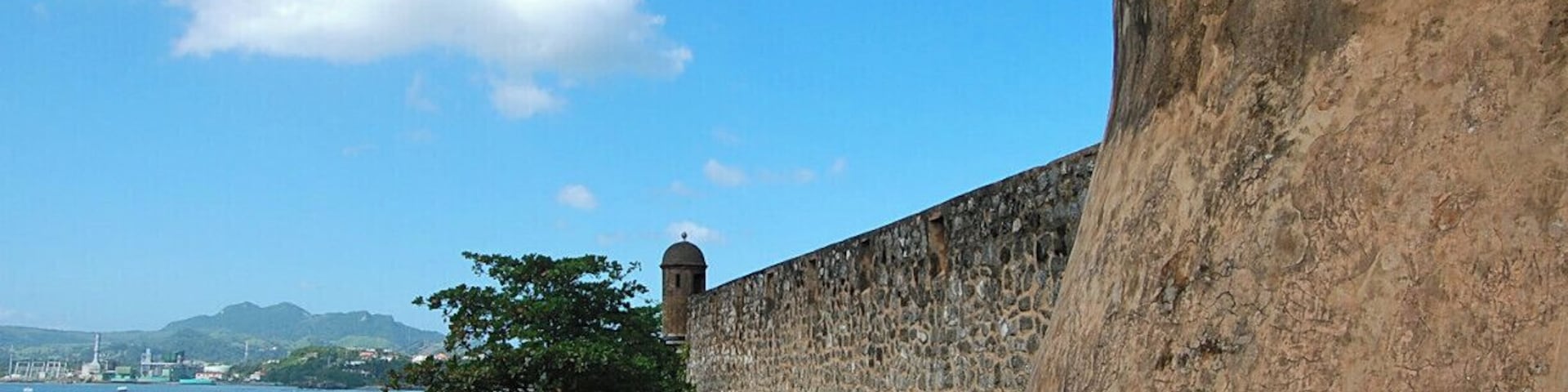 Fortaleza San Felipe was built in the 16th century and is Puerto Plata's oldest surviving building. There are beautiful sweeping views of the Atlantic ocean from the site. #fort #puertoplata #landmark #dominicanrepublic #island #history