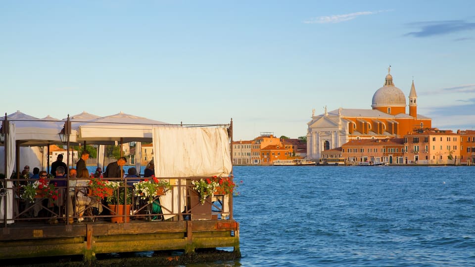 Dorsoduro featuring a bay or harbor