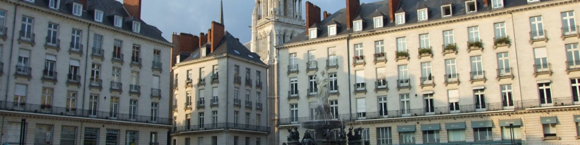 A beautiful and pleasant market place in centre of Nantes
#architecture