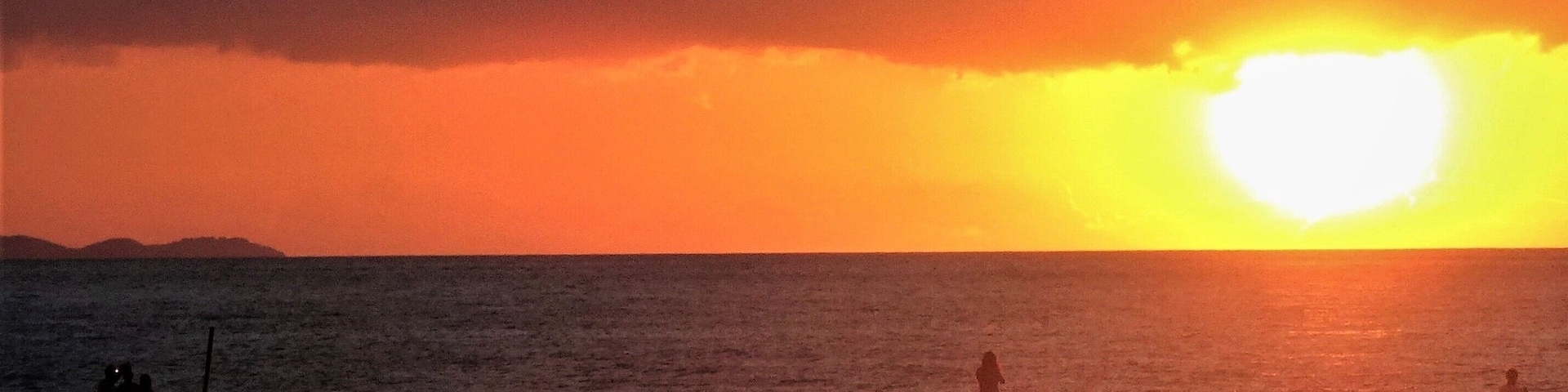 It looks as if ‘the great ball of fire’ is being pushed into the sea by the clouds. #Trovember