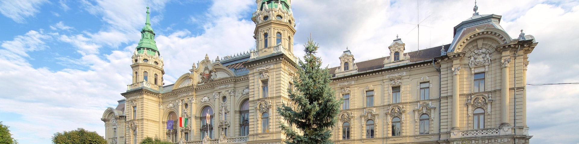 Gyor which includes an administrative buidling, heritage architecture and a garden