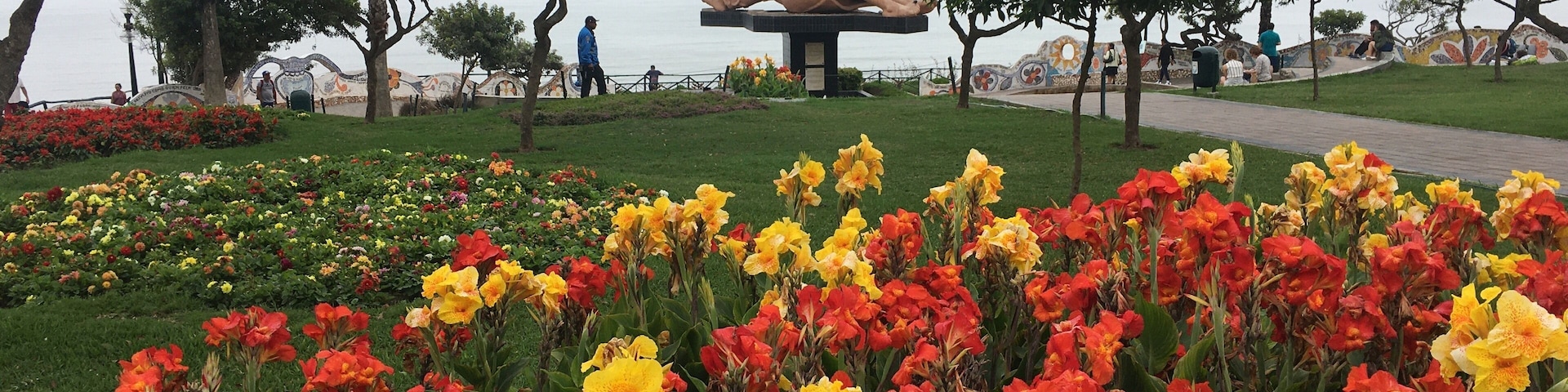 This sculpture looks out over the Pacific Ocean! Beautiful walk in Miraflores.